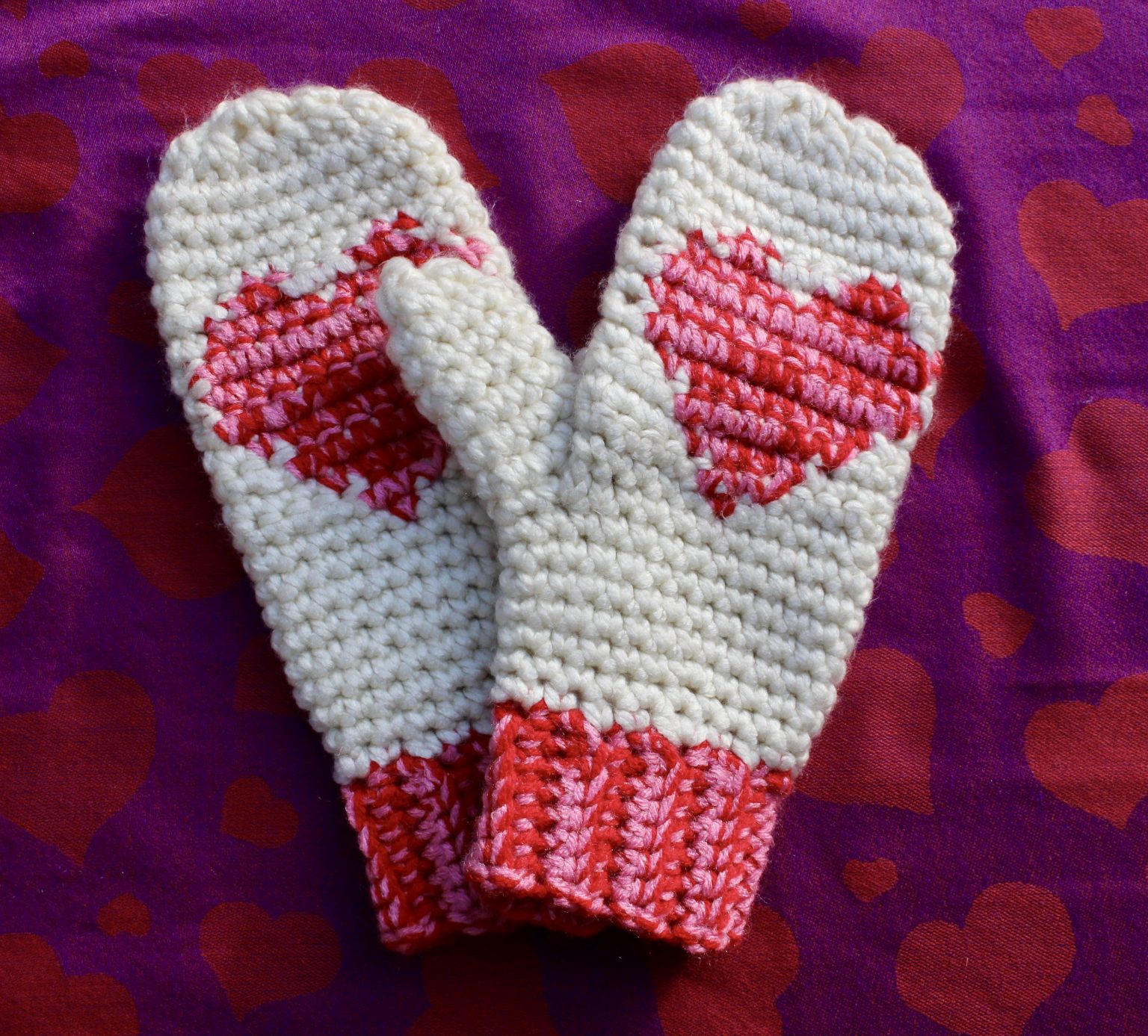 Tangled Heart Mittens – fischli crochet